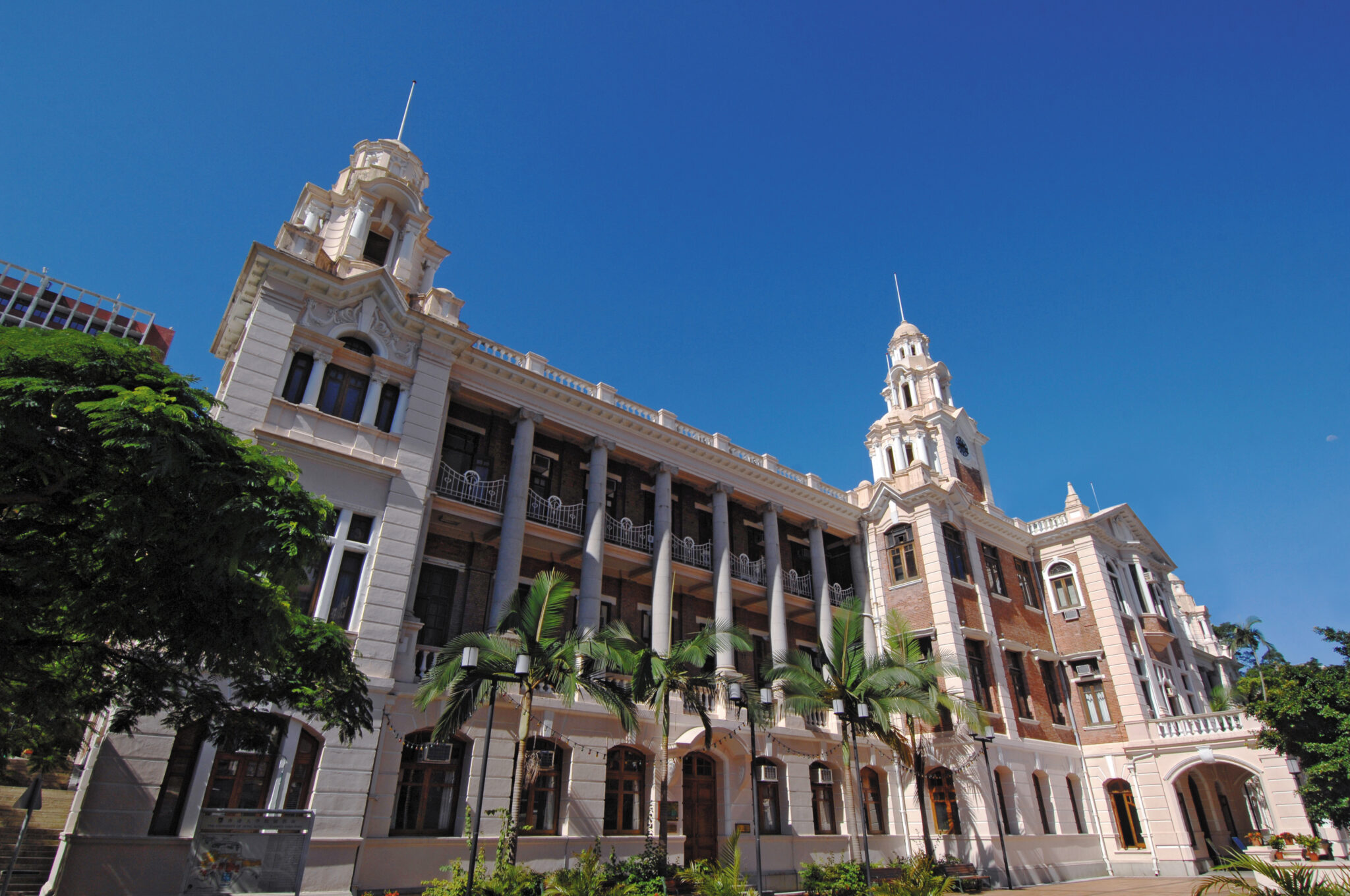 The University of Hong Kong (HKU) – Chulalongkorn University